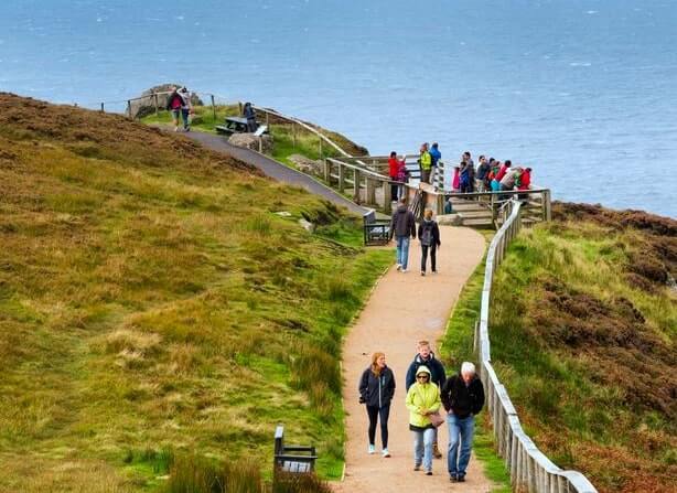 Slieve League Cliffs: Parking, Walk + Viewpoint (2021 Guide)