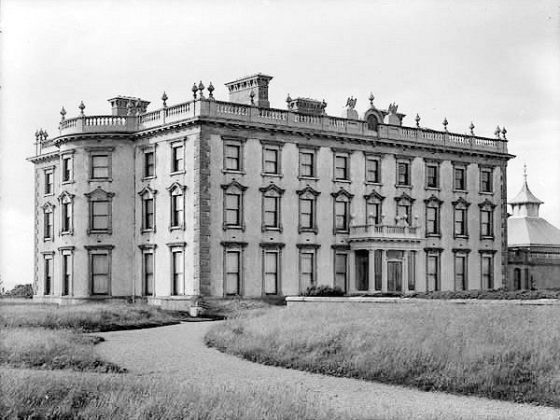 The Most Haunted Castle In Ireland: Look Inside Leap Castle