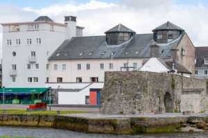 Spanish Arch Galway: History, Facts (+ The Tsunami Story!)