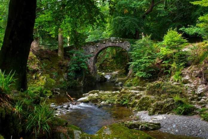 15 Magical Places In Ireland That Look Like Something From A Fairytale ...