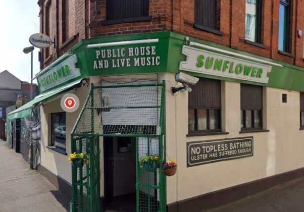 11 Best Pubs in Belfast (2023 Edition)